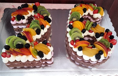 Torte fruta me numer nga Torta me figura ne Tirane e fshatra